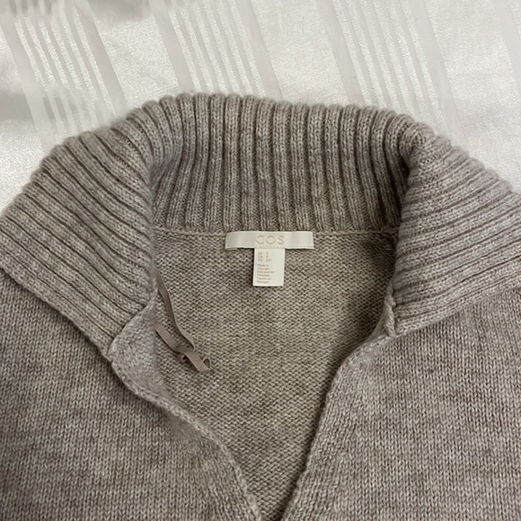 COS | Sweaters | Cos Lambswool Vneck Sweater Vest | Poshmark